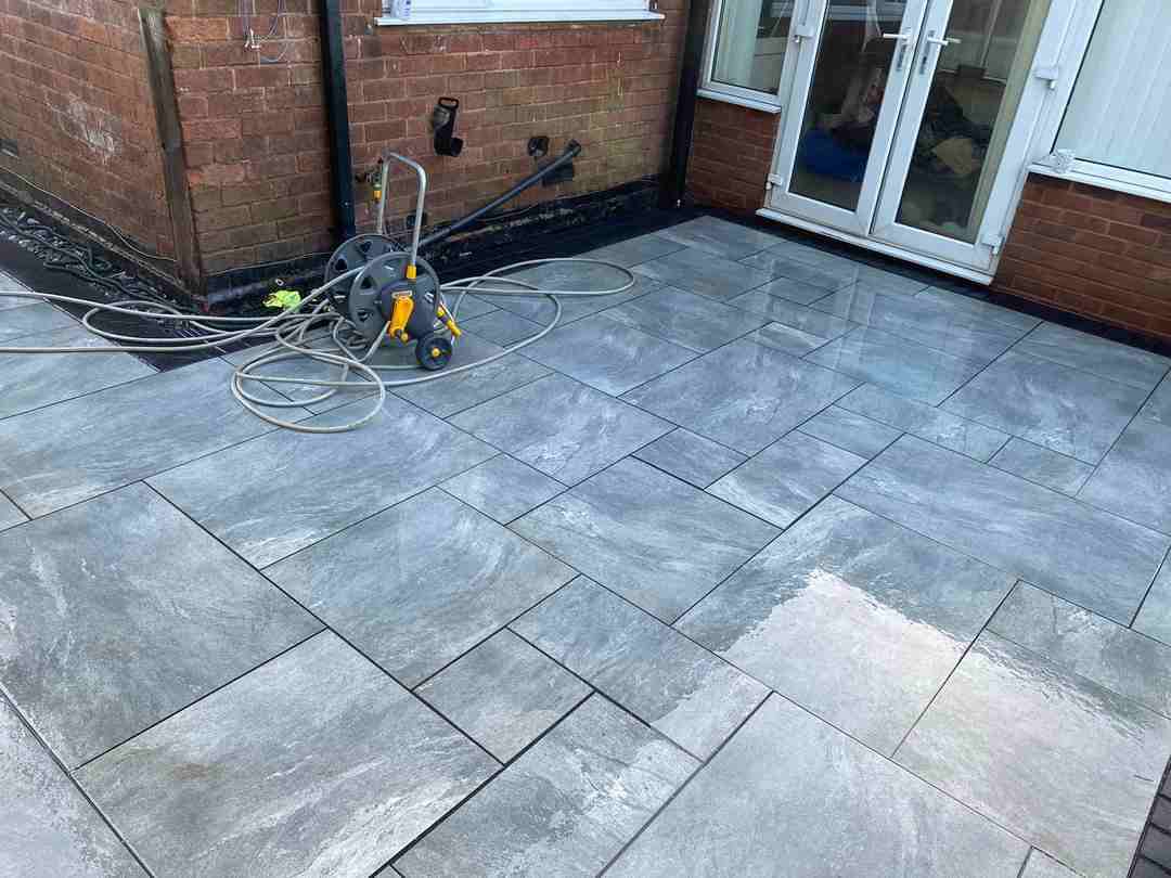 Flagstone Driveways in West Yorkshire | A1 Driveways
