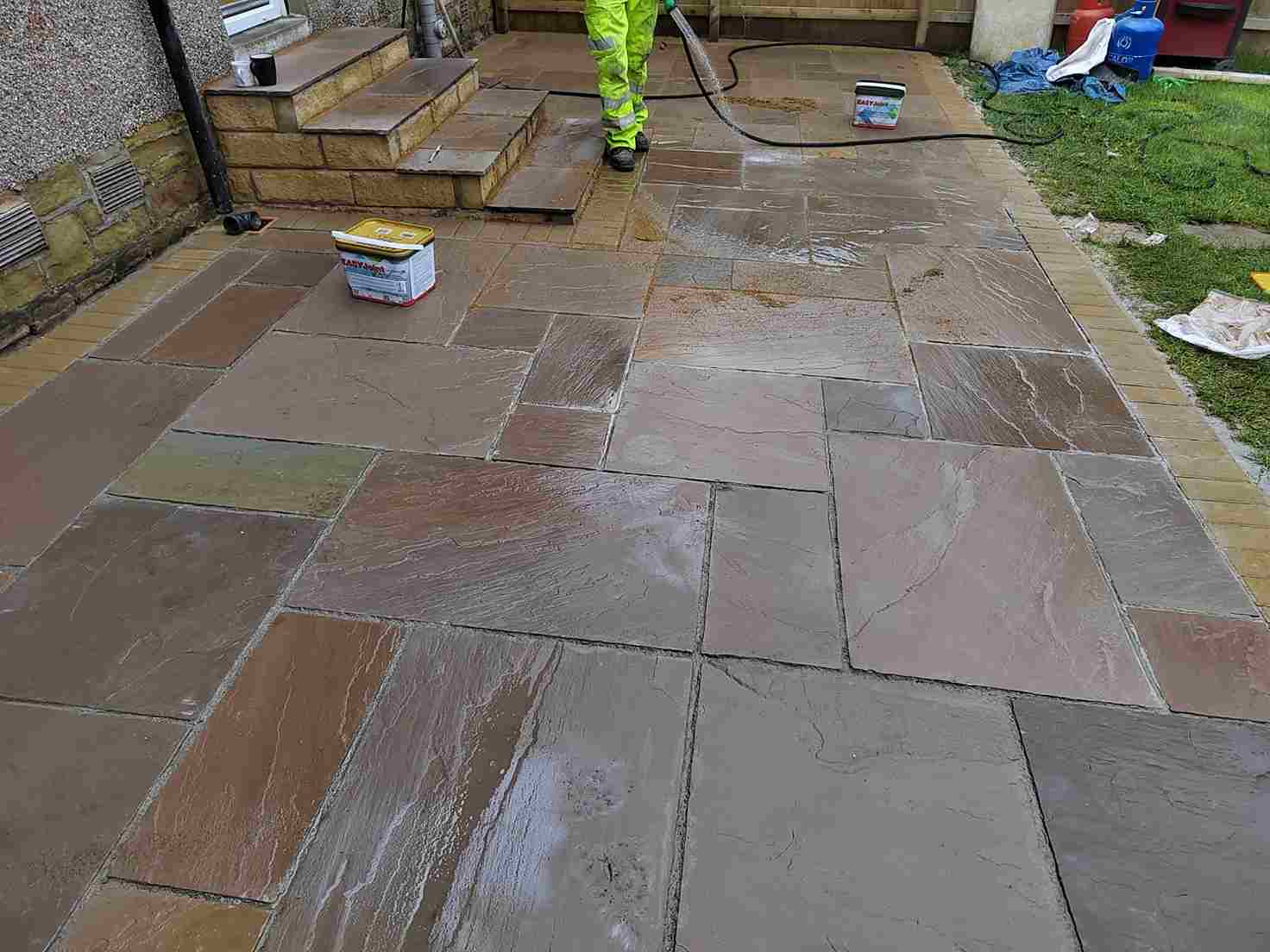 Flagstone Driveways in West Yorkshire | A1 Driveways