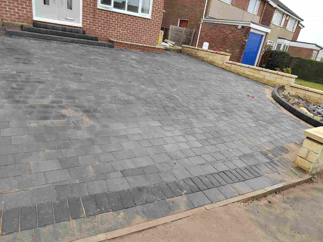 Gravel Driveways in West Yorkshire | A1 Driveways